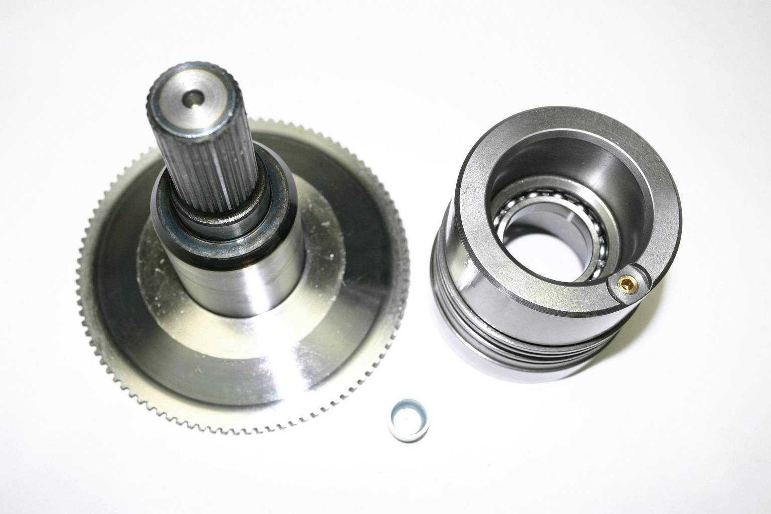 Ford E4OD Bearing Style Center Support Package with Output Shaft Pilot ...